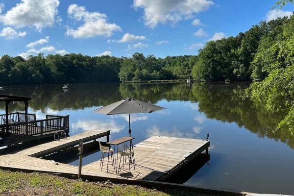 Charming Romantic Lakefront Cottage Or Guest Room Depending On Availability Near Golf - South Carolina