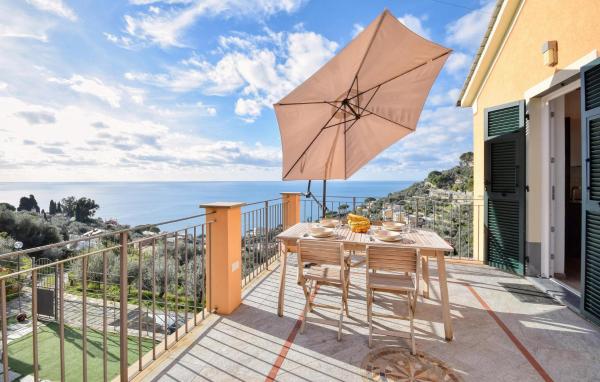 Awesome Apartment In Recco With Kitchen - Recco
