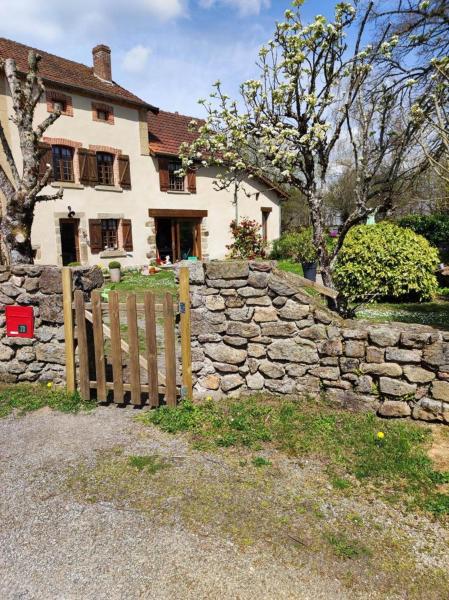 Gite Du Dolmen Classé 3 éPis - Aubusson