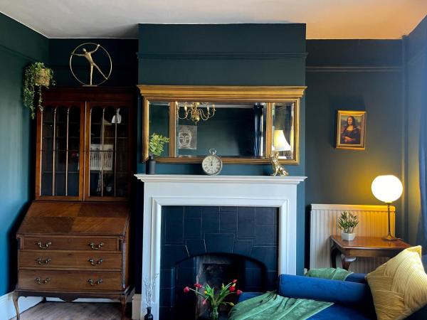 Large Beautiful Luxury City Centre Apartment On On Mill Rd - Walk To Station And City Centre - Cambridge University