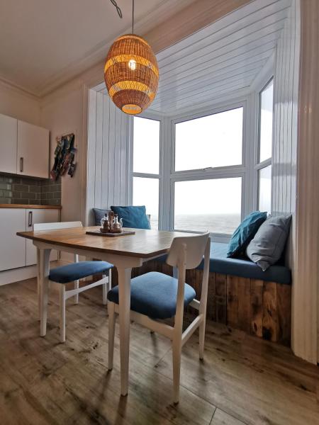 Lovely Seafront 2 Bed Flat In Aberystwyth - Aberystwyth