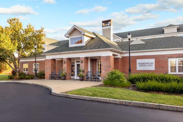 Homewood Suites By Hilton Manchester/airport - Manchester, NH