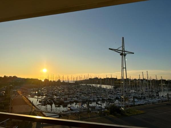 Ref 121 - Bel Appartement Moderne Avec Vue Mer Et Port Crouesty Pour Quatre Personnes - Sarzeau
