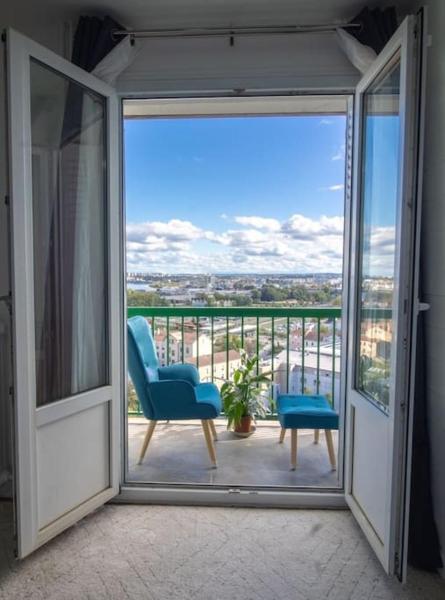 Renovated 2-bed Apartment 2 Min From Lyon - Oullins