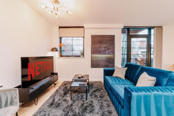 Stunning Industrial Style Gem, City Centre, Balcony Canal View, Fast Wifi, Contractors, Families - Birmingham