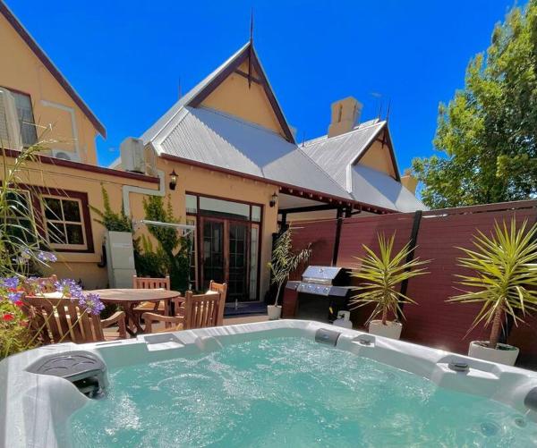 Porters Cottage Classic - Albury