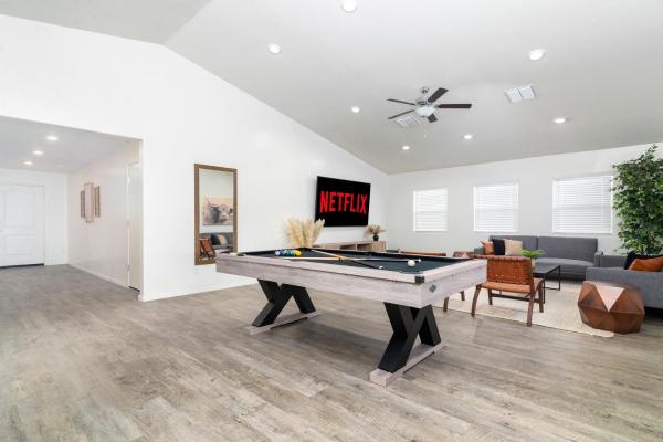 Spacious Family Oasis ~ Pooltable ~ Backyard ~ Pkg - Casa Grande, AZ