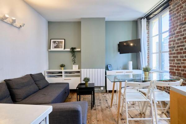 Grand-place & Vieux-lille: Equipped Duplex - ibis Styles Lille Centre Gare Beffroi