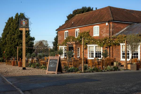 Bedford Arms Hotel - Beaconsfield