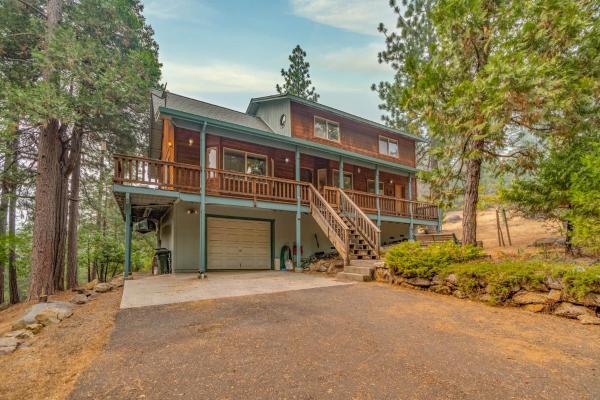 Pume Palace - Arnold, CA