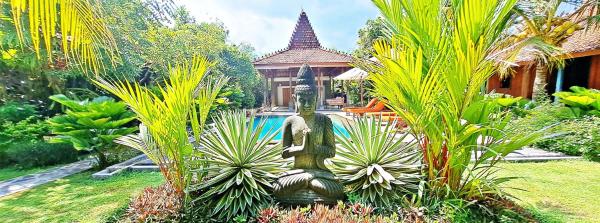 Villa Le Petit Leon "Authentic Traditional Wooden House" - Bali