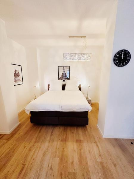 Wohngut-city Apt. 1 Zi. 1 Db + 1 Ez 34 Qm Mit Parkplatz - Schwerte