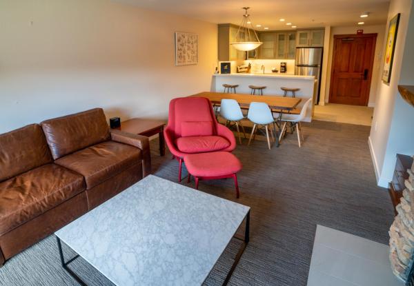 3315 - One Bedroom Den Deluxe Powderhorn Lodge Condo - Cottonwood Heights, UT