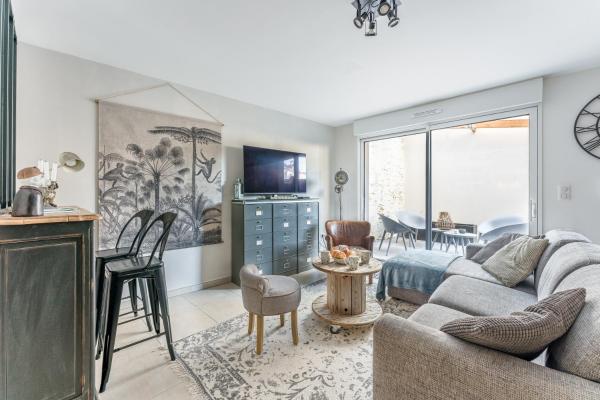 Le Renoir - Maison Au Calme à 20min De Nantes - Ibis Budget Nantes Reze Aeroport