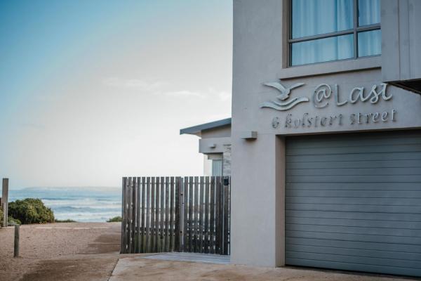 At Last Glentana Beach House - Herolds Bay