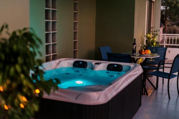 Greek Style Apartment With Jaquzzi & Barbeque - Rodos