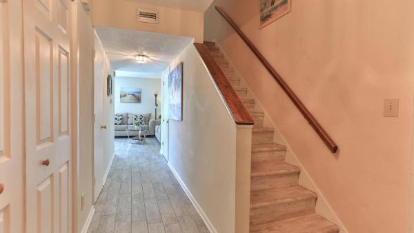 Southbay By The Gulf 12 A Destin Townhome With Balcony Overlooking Pool And A Short Walk To Beach - Destin, FL