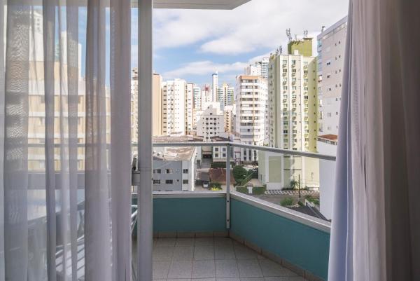 Apto C/ Varanda 400m Do Mar Vista Bc Rft505 - Balneario Camboriú