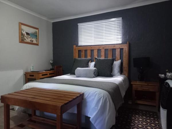 Hermanus 13 On 2nd Guest Rooms - 赫曼紐斯
