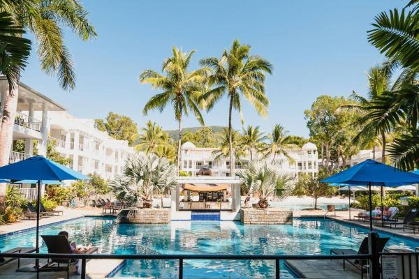 Bottlebrush: A Beachside Resort Paradise - Palm Cove
