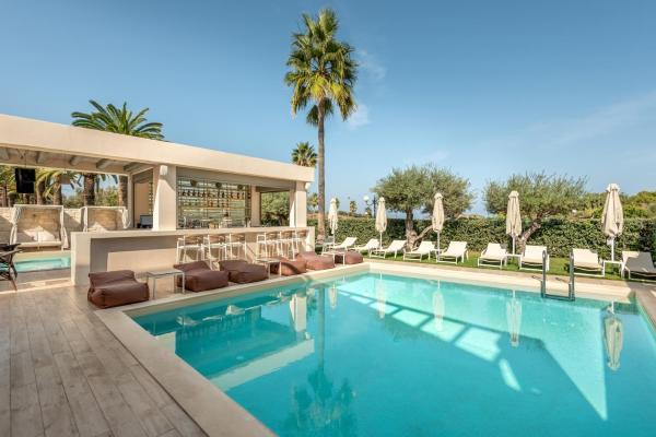 Airis Boutique Hotel & Suites Is Ideal For Couples And Friends - Chania