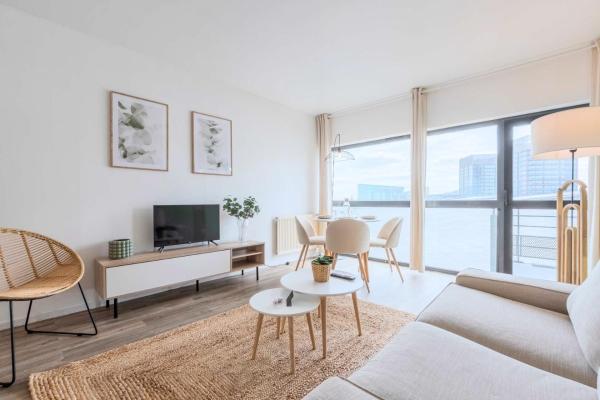 Europe/flandres Stations Apartment With Balcony! - ibis budget Lille Centre