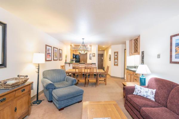 Ski-in Ski-out Ground Floor Easy Access Ski Condo - Telluride, CO