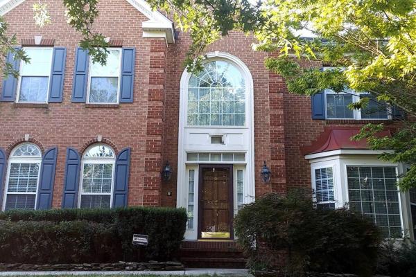Exquisite 1 Bedroom, 1 Full Bath Apartment - Maryland