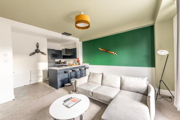 Unique Spitfire-free Parking By Prescott Apartments - Bristol