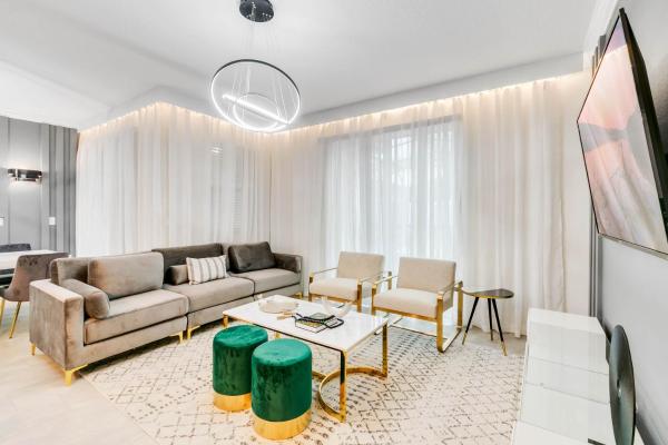 4 Bedrooms3 Bathrooms Storey Lake 2849ss - Kissimmee