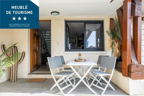 Carnot Duplex, Spacieux 3 Pièces Avec 2 Chambres Sur Les Rue Piétonnes - ibis Annecy Centre Vieille Ville