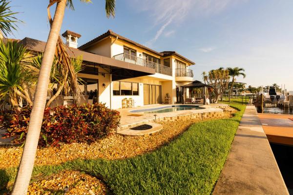 5 Bedroom Luxe Villa On Deep Water Intracoastal - Broward County, FL