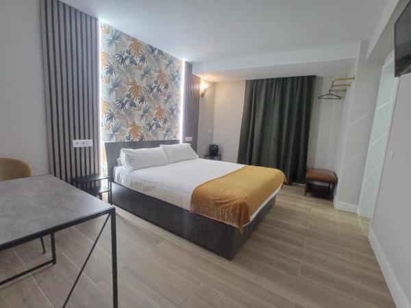 Hostal Fronton - San Sebastián de los Reyes