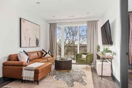 The Sobro Suite - 6 Beds & 6 Blocks To Broadway - Tennessee