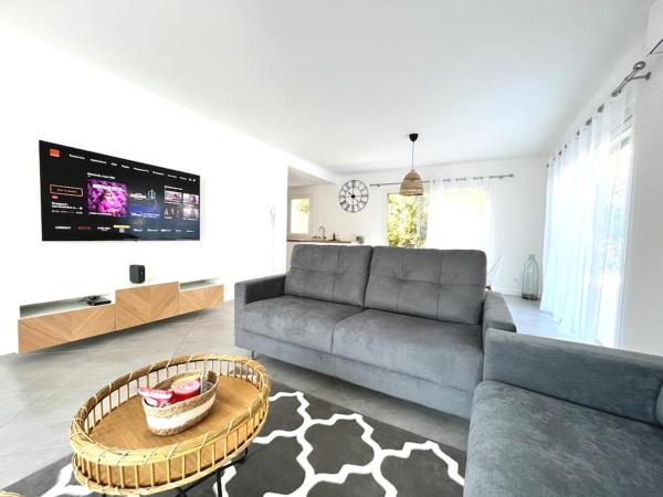 Villa Victoria #8 Persons #3 Bedrooms #Terrace # Garage Beach - Calm And Clim - Monaco