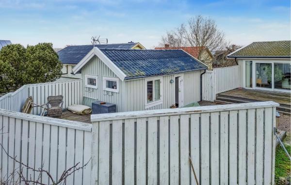 Lovely Home In Hönö With Harbor View - Göteborg