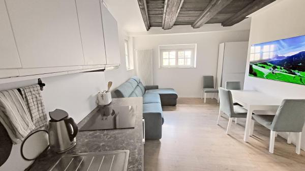Bolzano 2-room Central Mountain View, Wifi Netflix Ac Lift - Bolzano