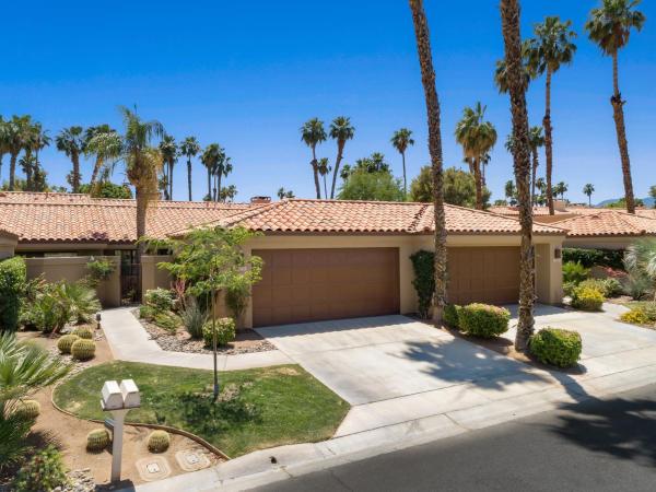 Palm Desert Oasis - With Beatiful Golf Courses - Palm Desert, CA