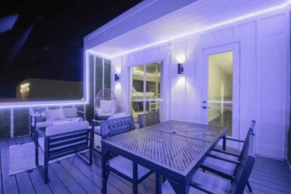Luxury Four-story Home, Rooftop Deck With Views, Pingpong! Sleeps 12! - Vanderbilt University, Nashville