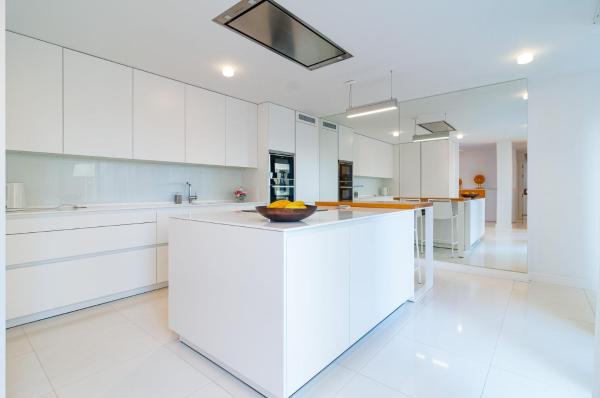 Luxurious Apartment In Terrazas Del Duque - Tenerife