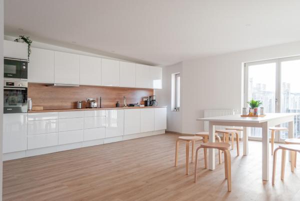 5 Zimmer Nahe Hauptbahnhof,10 Betten,vollausgestattet,neu Saniert,parkplatz,dachterasse - Germany