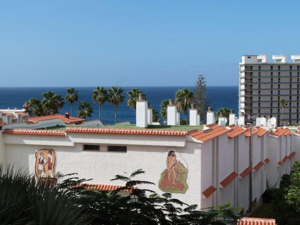 Marcos Y Tota - La Laguna