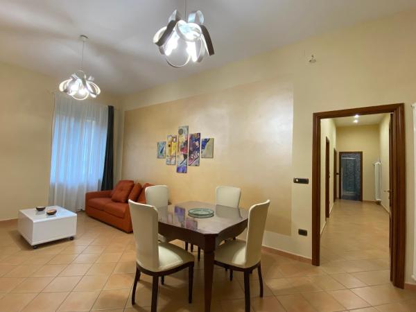 Gravina House - Portici