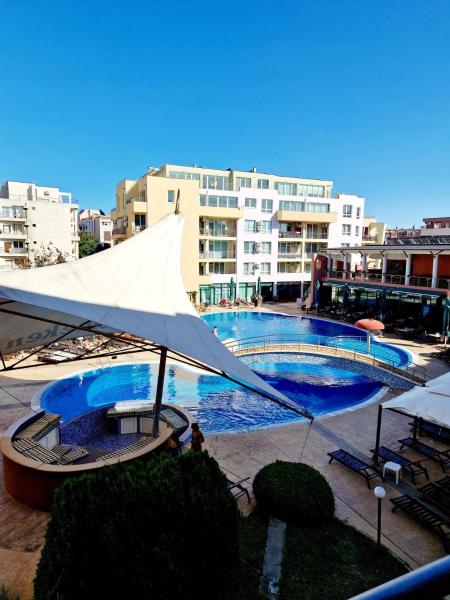 Pool View Apartment, Sunny Beach Resort - Bulgarije