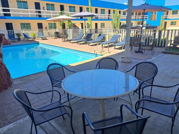 Hotel Confort Plaza - Sinaloa