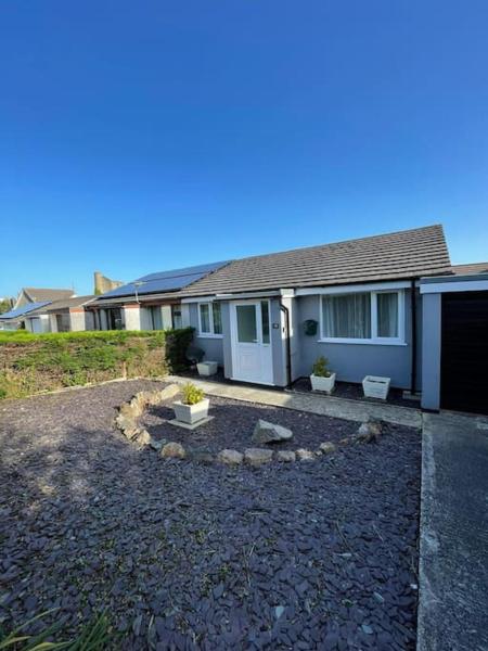 Peaceful Centrally Located, 2 Bedroom Bungalow. - Porthtowan