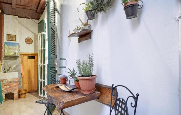 Lovely Apartment In Genova With Wifi - Cenova