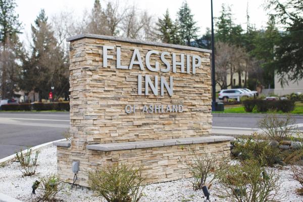 Flagship Inn Of Ashland - Ashland, OR