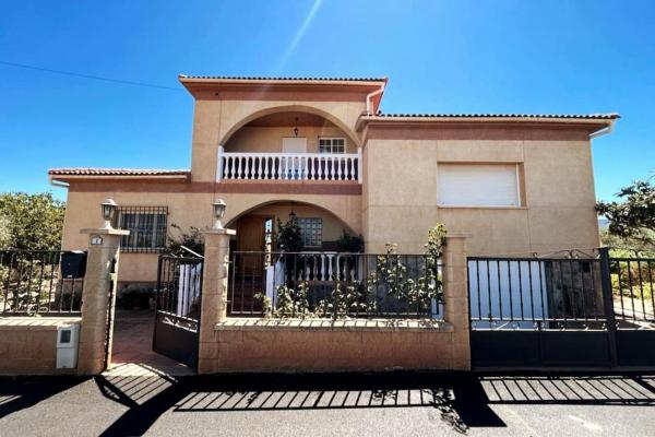 Casa Polícar Marta - Guadix