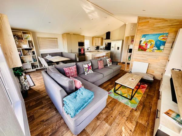 C-scape Lodge - Holywell